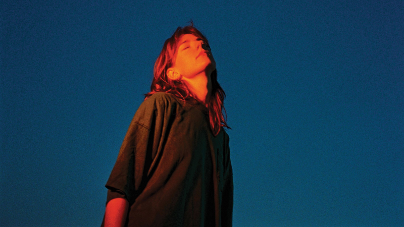 Angie McMahon – "Exploding" Single mit Kurs aufs Album "Light, Dark ...