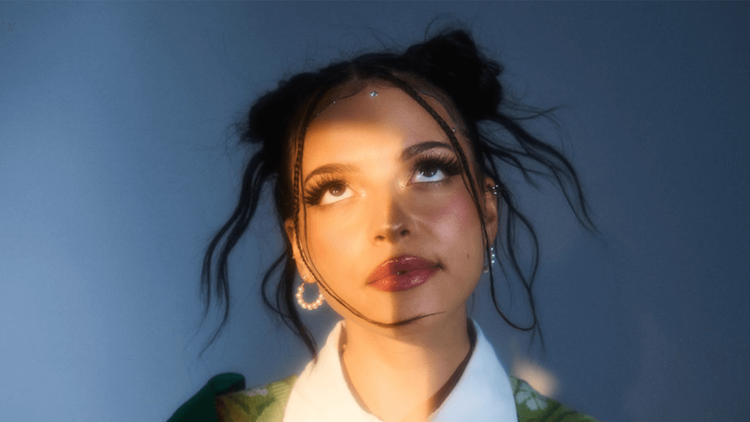 Nina Chuba kündigt exklusive Sommertour 2025 an - BANDUP